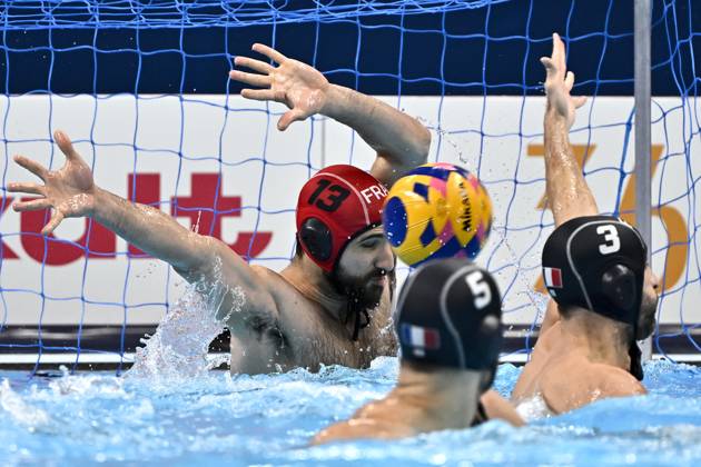 Hugo Fontani of France saves during the semifinal Water polo ...
