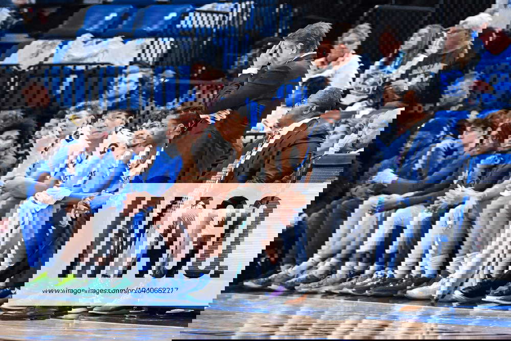 : Saint Louis Billikens head coach Travis Ford rubs his head in ...