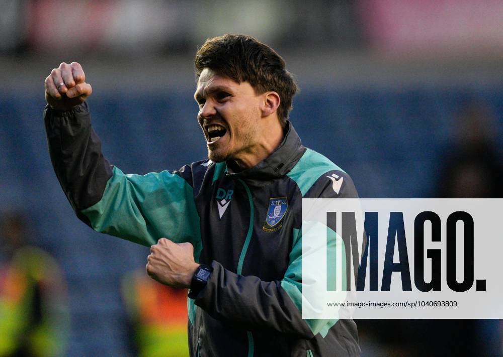 Danny Rohl Sheffield Wednesday Manager celebrates 2-0 away win Millwall ...