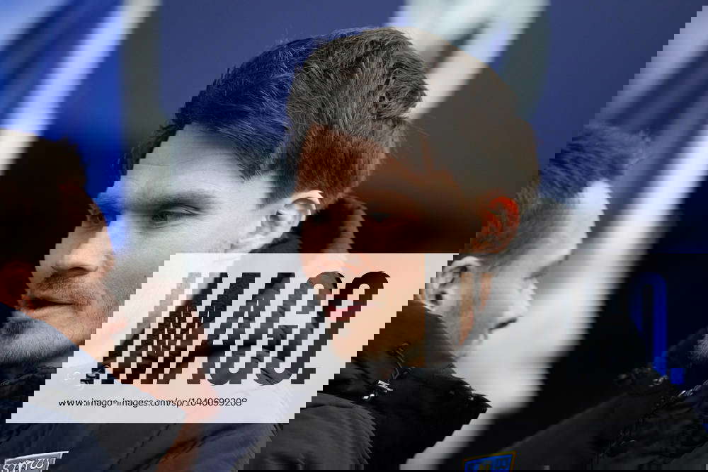 LONDON, ENGLAND - FEBRUARY 17: Danny Rohl, manager of Sheffield ...