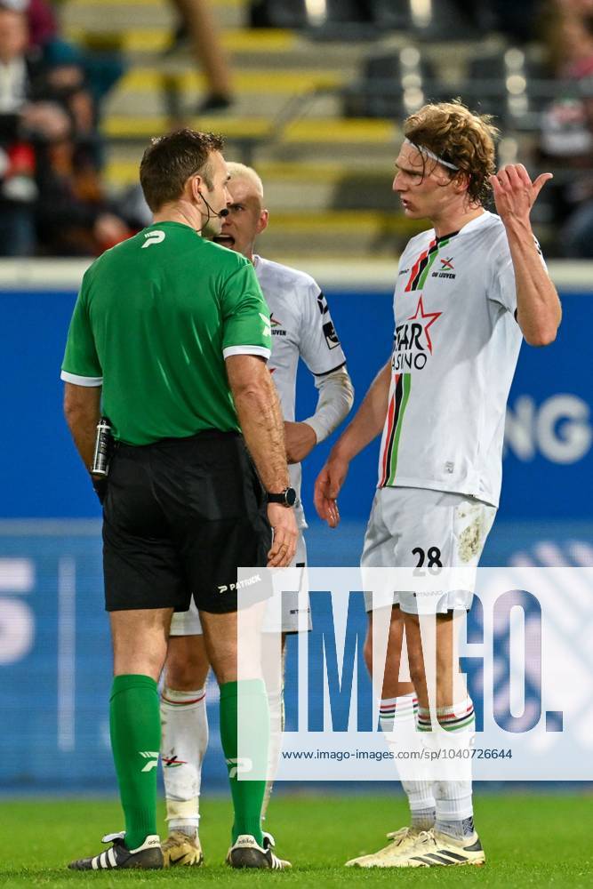 OHL vs Charleroi referee Nicolas Laforge in talks with Jon Dagur ...