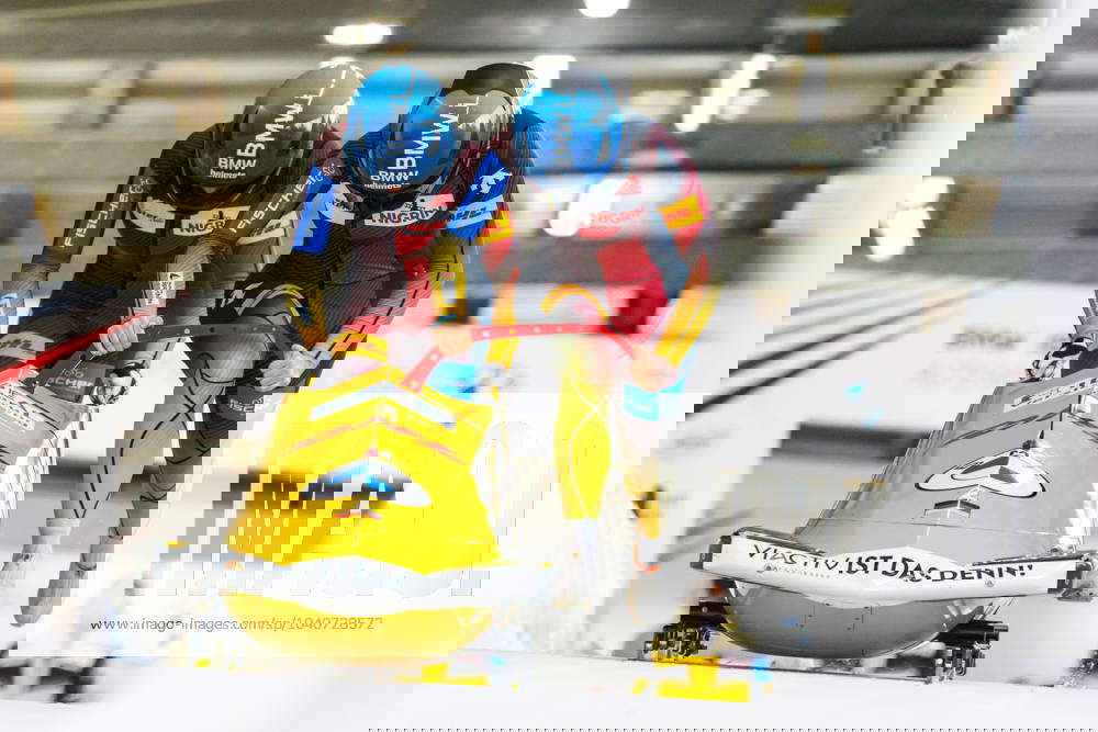 Bobsleigh World Cup Altenberg 2024 2-man bobsleigh women Kalicki ...