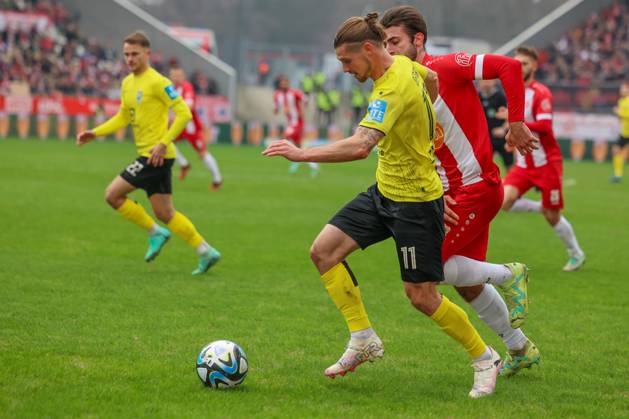 Dennis Chessa, Jose Enrique Rios Alonso Rot Weiss Essen vs SSV Ulm ...