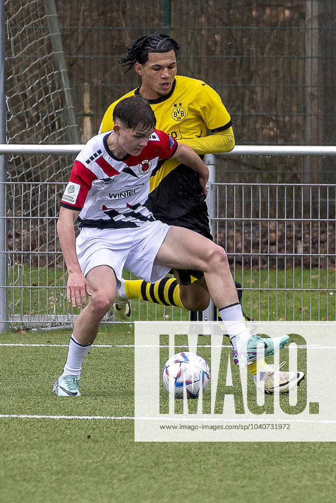 duel between Ron Pressler FC Viktoria Koeln, 02 and Paris Brunner ...