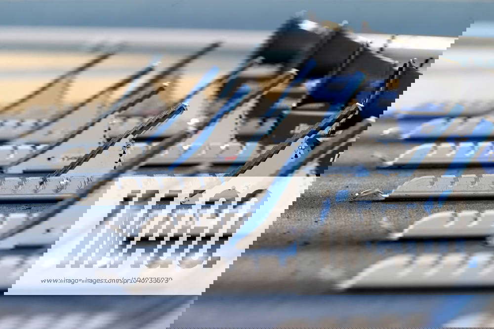 IMAGO - Images & Videos for Media, Sports & Brand.