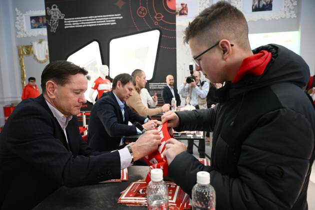 Russia EXPO. Autograph session with Spartak legends 8624402 20.02.2024 ...