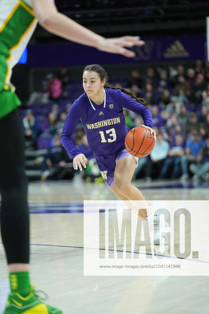 SEATTLE, WA - FEBRUARY 23: Washington Huskies guard Ari Long (13 ...