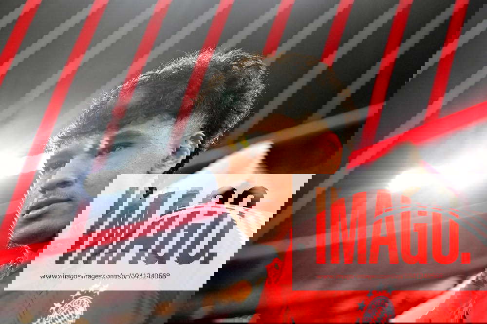 Adam AZNOU Bayern Muenchen , action,single image,cropped single motif ...