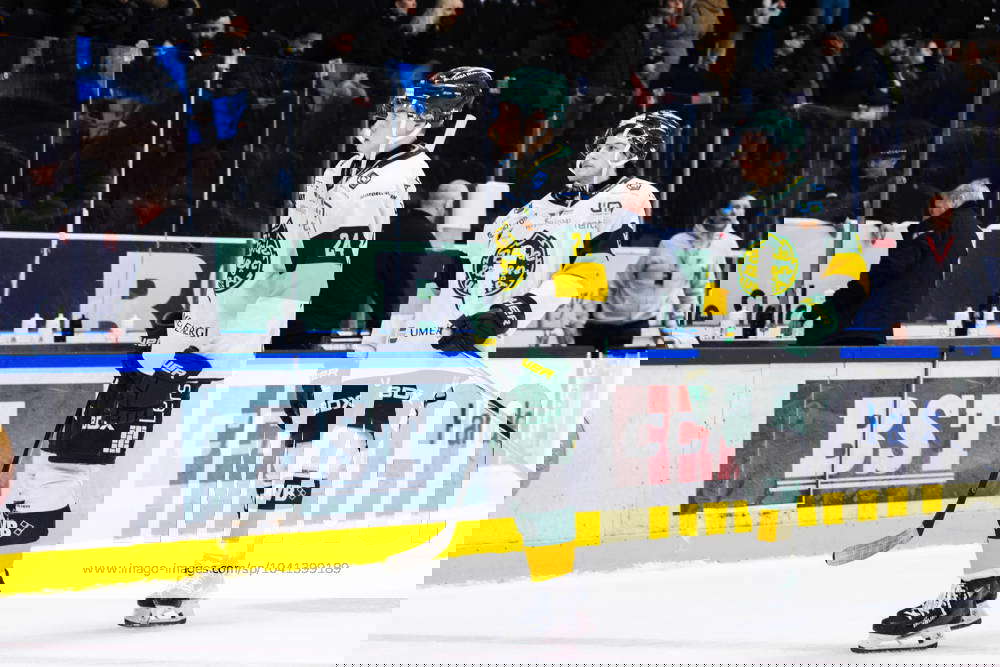 240226 Björklövens Linus Cronholm and Scott Pooley are depressed after ...