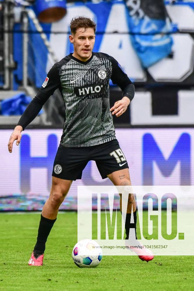 19 Lukas Pinckert Elversberg Germany , Hamburg Volksparkstadion ...