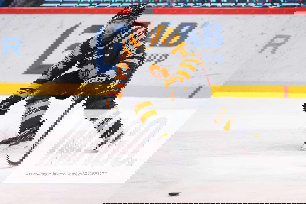 Skellefteas Petter Granberg during the SHL ice hockey match between Skelleftea and Rögle on in