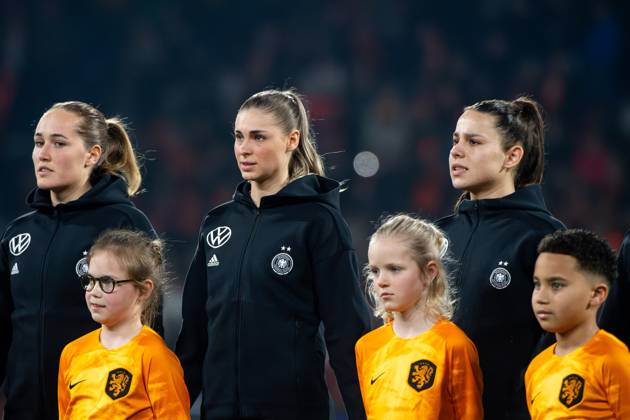 Sydney Lohmann Germany, 08 , Jule Brand Germany, 22 is disappointed ...