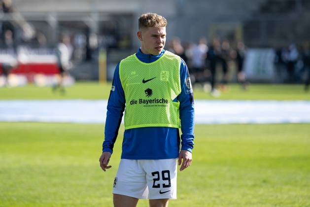 Kilian Ludewig TSV 1860 Muenchen, 29 at warm-up GER, TSV 1860 Muenchen vs MSV Duisburg, Football