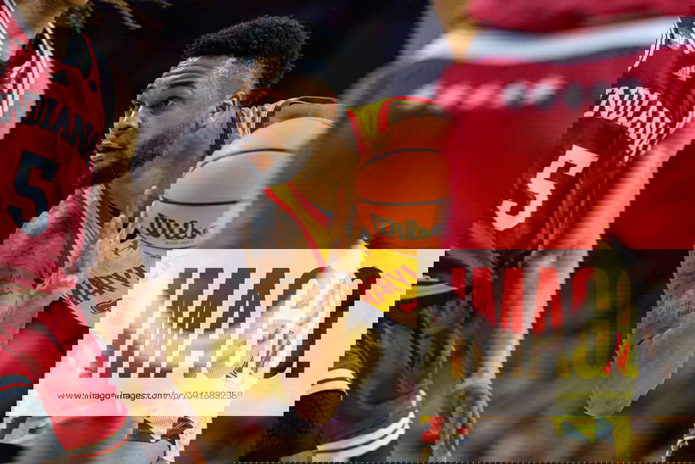 March 03, 2024: Maryland Terrapins forward Donta Scott (24) drives to ...