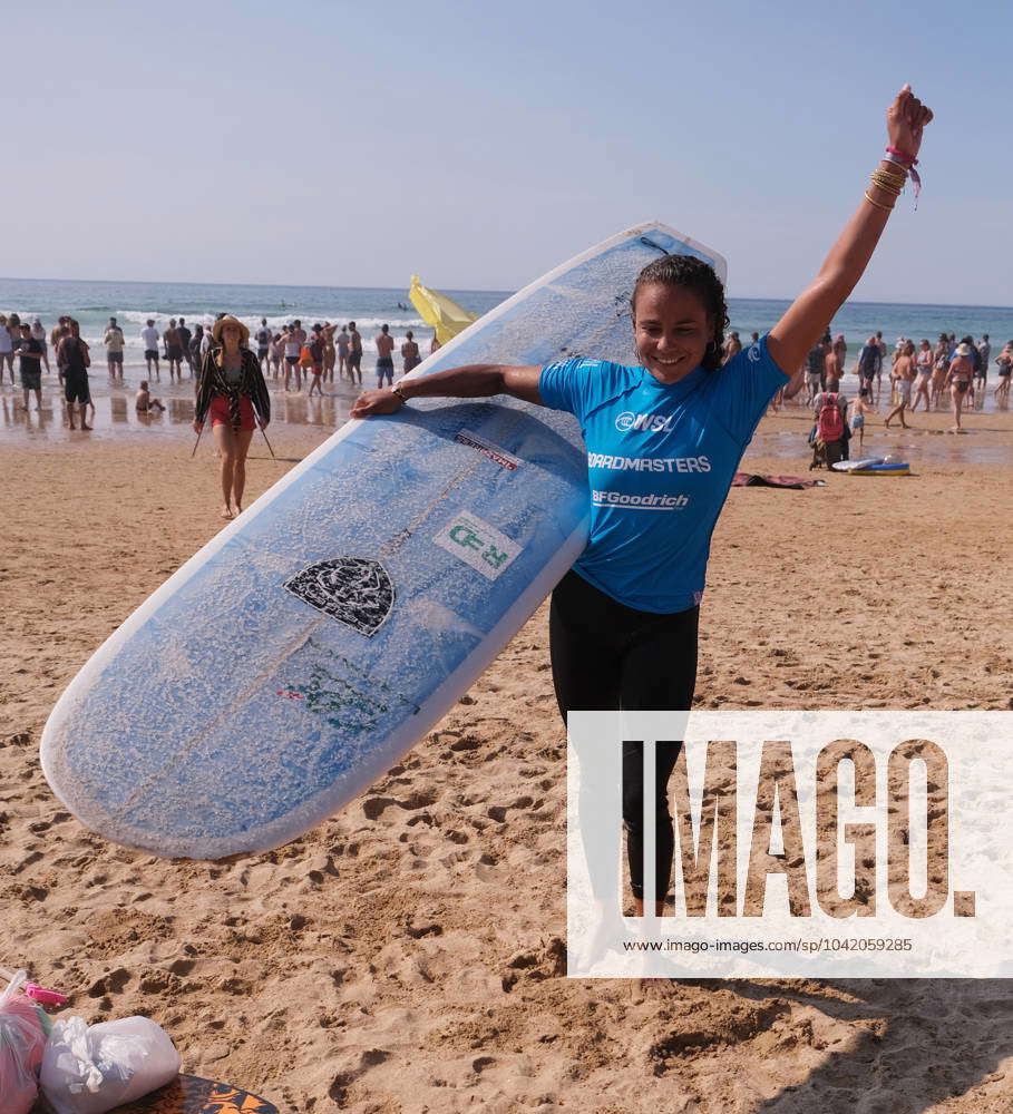 Boardmaster s Surf Comp Alice Lemoigne wins the Boardmasters Long Board ...