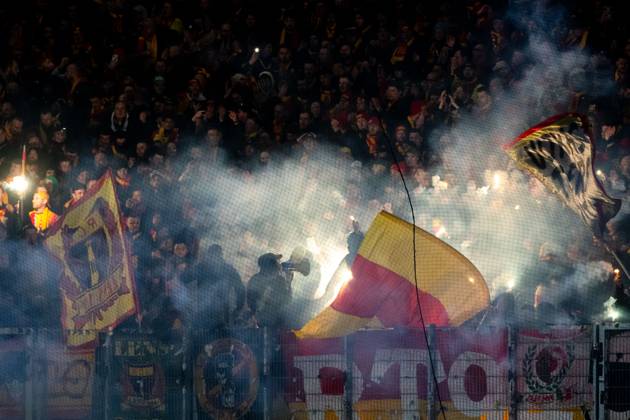 Fans Ultras of RC Lens send pyrotechnic Bengalos, GER, SC Freiburg vs ...