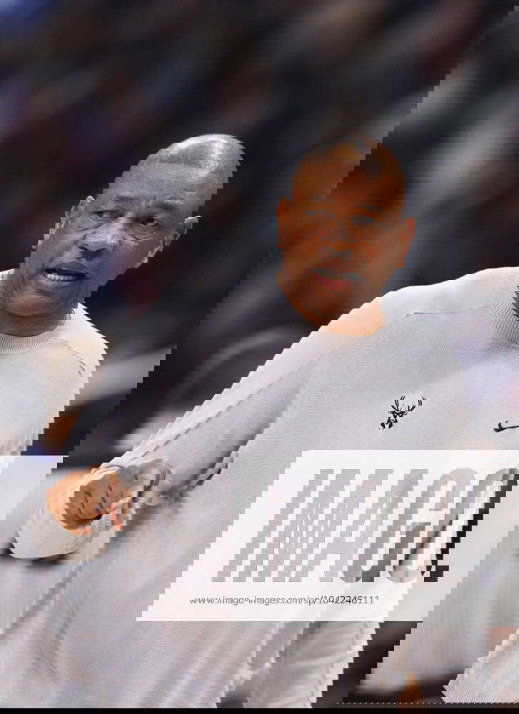 LOS ANGELES, CA - MARCH 10: Milwaukee Bucks head coach Doc Rivers ...