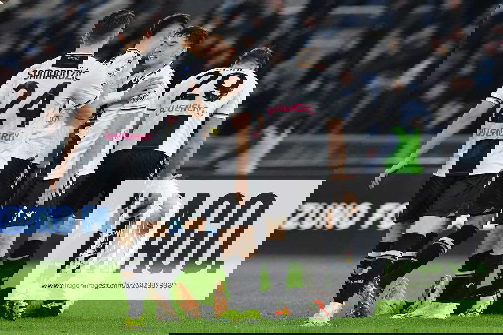 Udinese player s celebrating the victory at the end of the match during ...