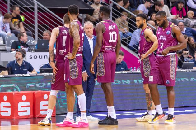 Nenad Markovic JDA Bourgogne Dijon, Coach excited Telekom Baskets Bonn ...