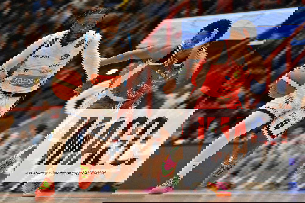 Italian Basketball Serie A match - GeVi Napoli Basket vs Estra Pistoia ...