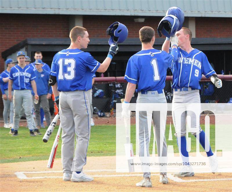 Syndication: The Register Guard Grants Pass Cole Carnes celebrates with ...