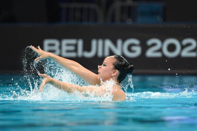 (240405) -- BEIJING, April 5, 2024 -- Hung Sze Ching of China s Hong ...