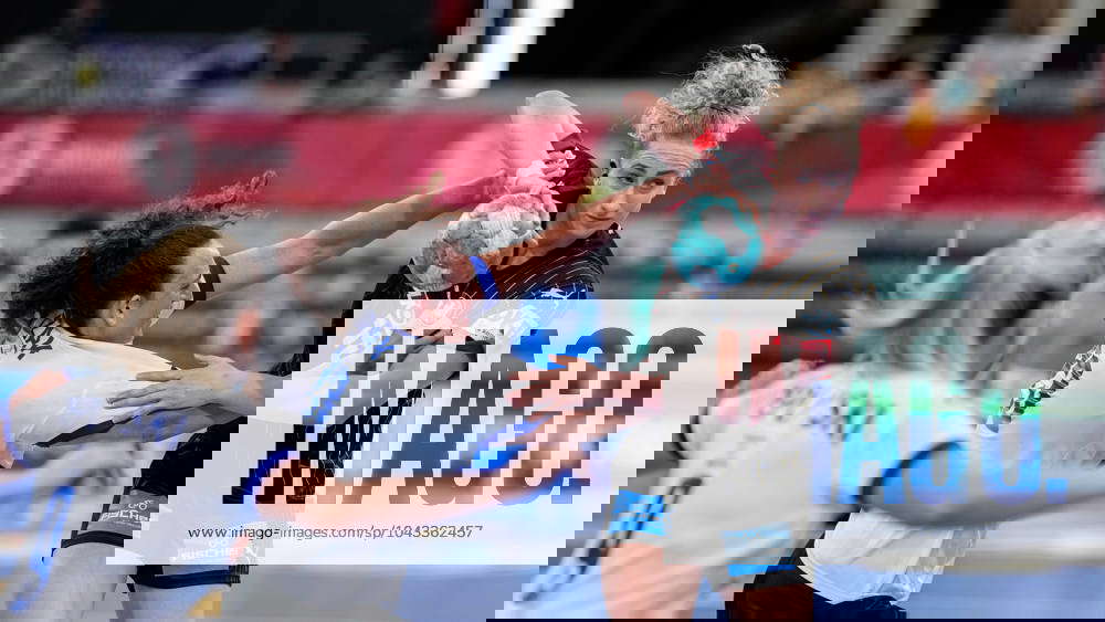 from left Keren Katrin Teplitsky Israel, 9 , Amit Izak Israel, 23 , Mia ...