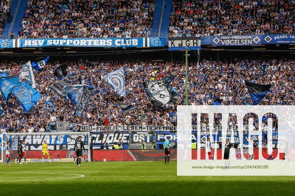 HSV Fans Spectators on the Nordtriübne Castaways Clique du Nord Forza ...