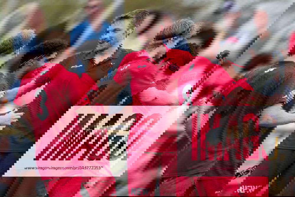 from left Andrew Hobson Gladbach, 3 , Idrees Abdulla Gladbach, 22 ...