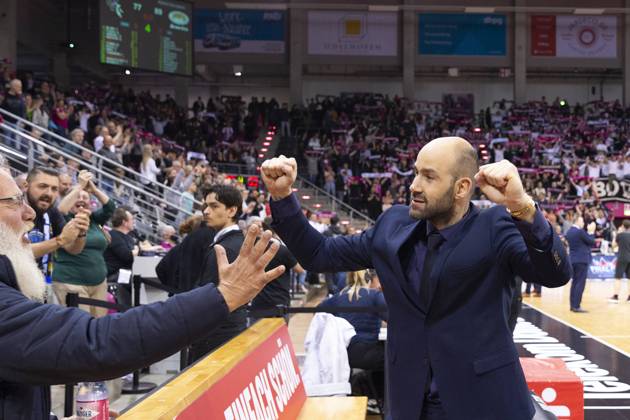 Celebrating the victory and entry into the Final Fours, from left to right Nemanja DANGUBIC PERI