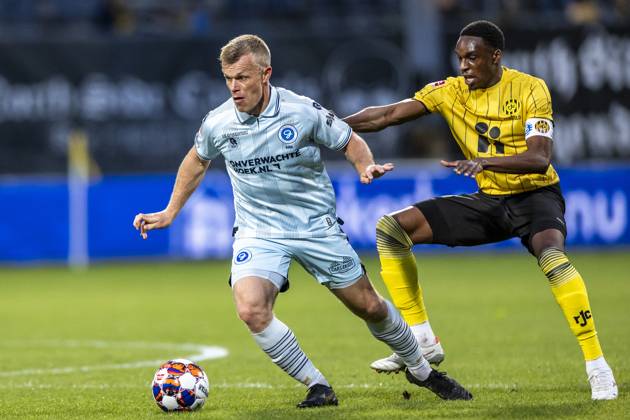 KERKRADE - (l-r) Lion Kaak of De Graafschap, Rodney Kongolo of Roda JC Kerkrade during the Dutch