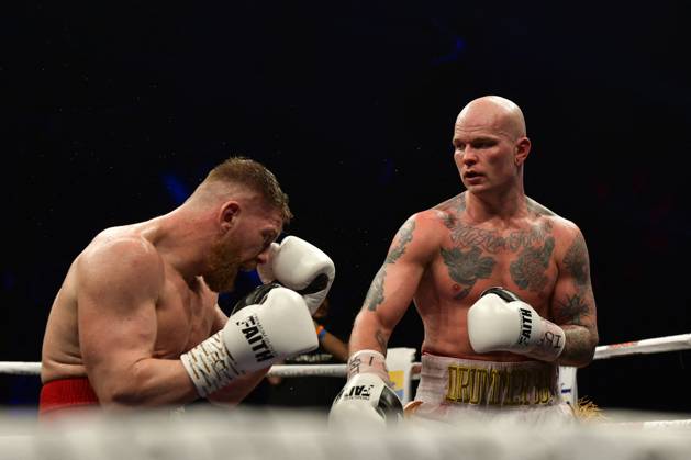 Boxing match - IBF Cruiser European Title - Sue vs Rasanen Giuseppe ...