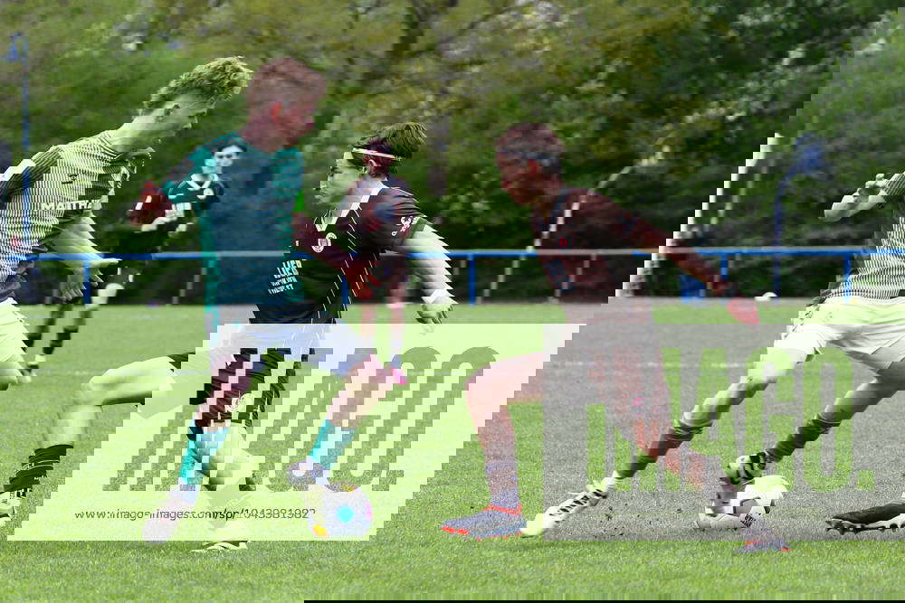 11 Luis Enzo Jahraus FC St Pauli U19 , 2 Julius Christopher Maiwaldt SV ...