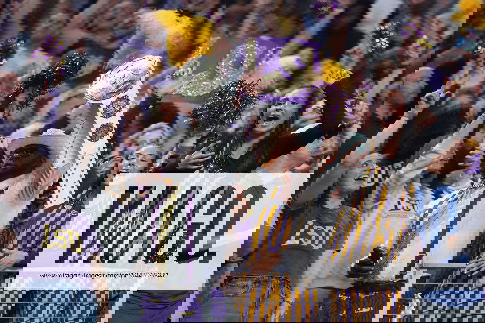 April 20, 2024, Fort Worth, Texas, USA: LSU fans cheer and show their ...
