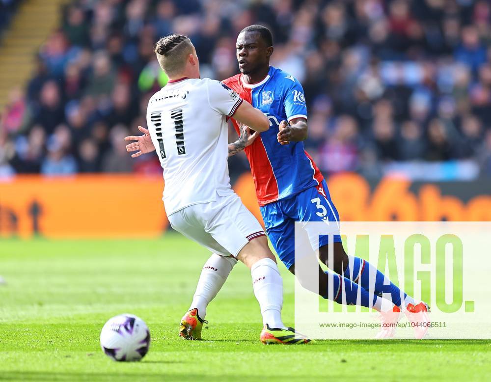 Tyrick Mitchell of Crystal Palace and Kalvin Phillips of West Ham ...