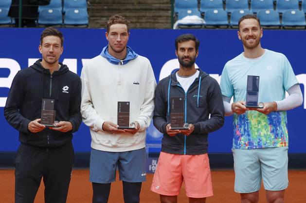 Finalists L R Andreas Mies, Jan Lennard Struff and the winners Yuki ...