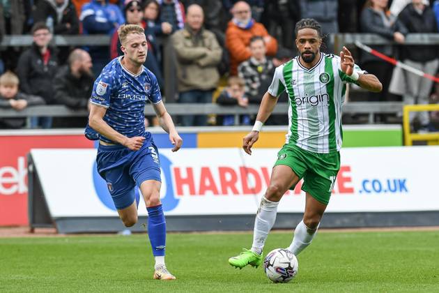 Garath McCleary of Wycombe Wanderers during the Sky Bet Championship ...