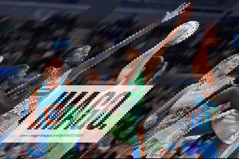 SUPER NETBALL MAVERICKS FEVER, Katie-Ann Dehaney of the Fever defends ...