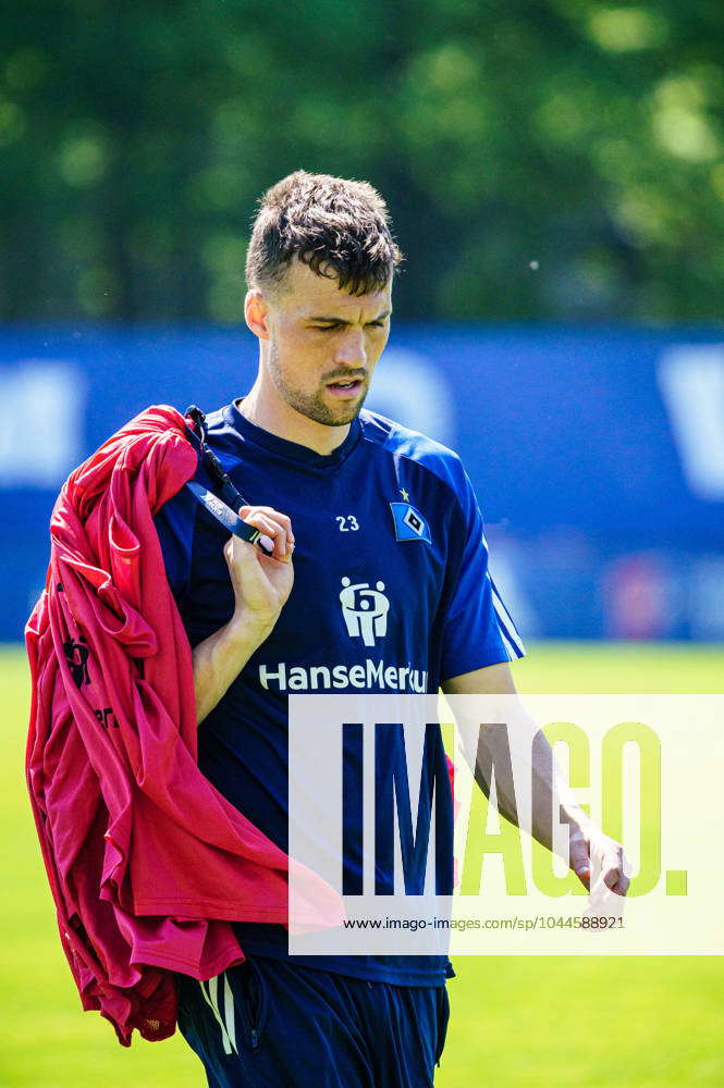 Jonas Meffert Hamburger SV, 23 GER, Training Hamburger SV, Football, 2 ...