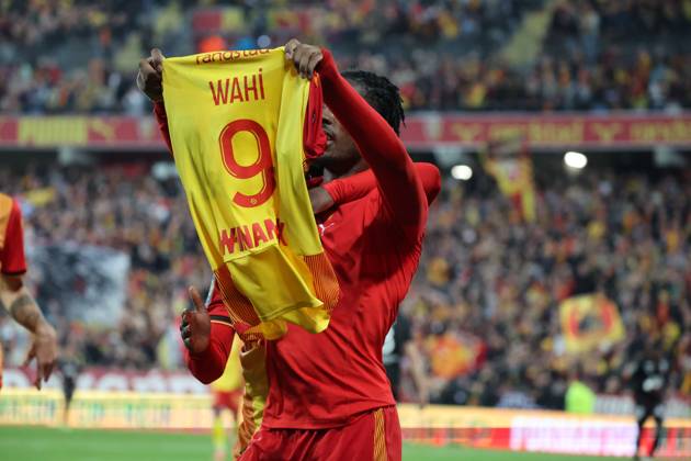 But et joie de Elye WAHI lors du match RC Lens - Lorient, Ligue 1 ...