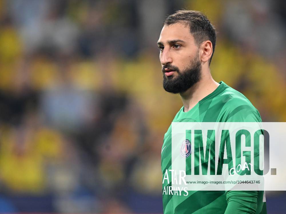 DORTMUND - Paris Saint Germain goalkeeper Gianluigi Donnarumma during ...
