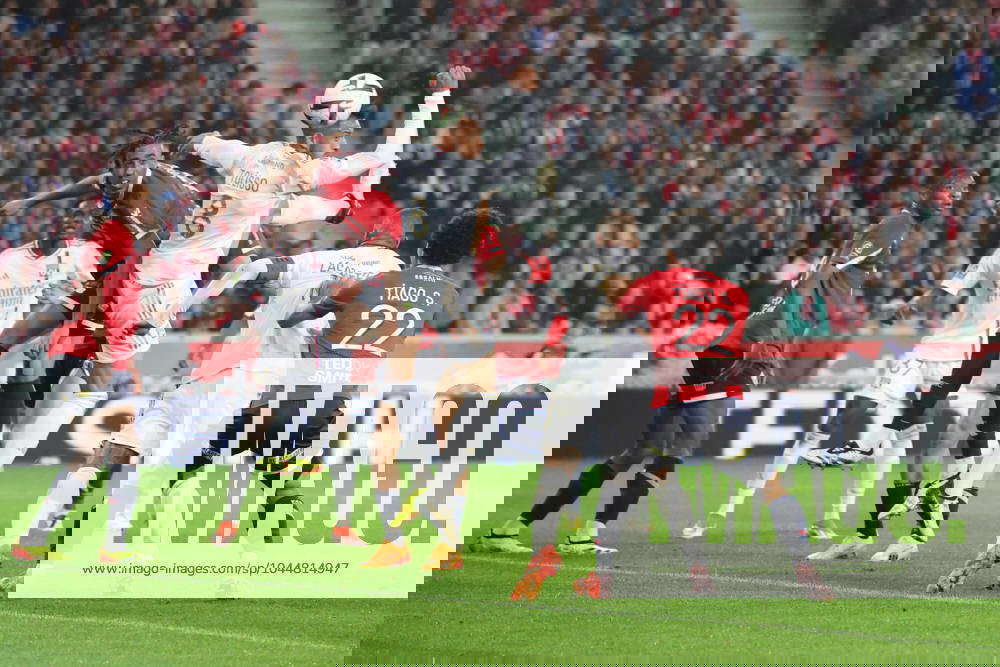 Corentin TOLISSO (Lyon) lors du match LOSC Lille vs Olympique Lyonnais ...