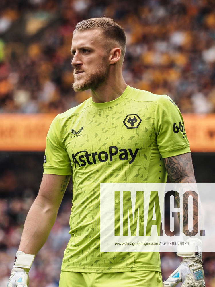 Wolverhampton, England, May 11th 2024: Goalkeeper Dan Bentley (25 ...