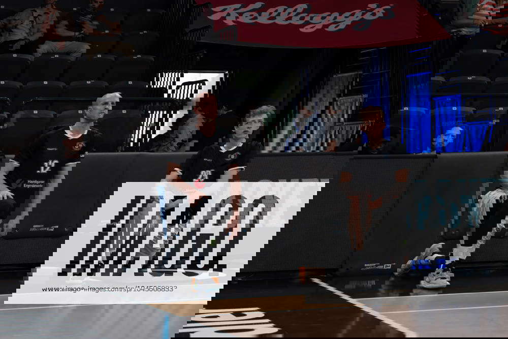 Seth Hinrichs Veolia Towers Hamburg, 12 Linus Hoffmann Veolia Towers ...