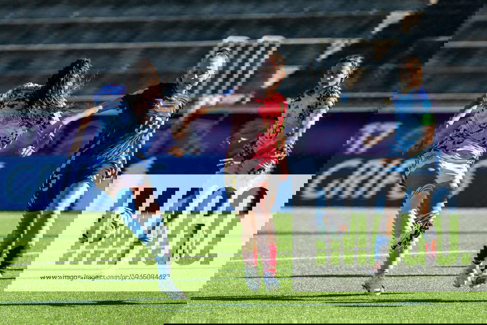 240512 Celia Segura of Spain scores the 0 5 goal during the UEFA ...