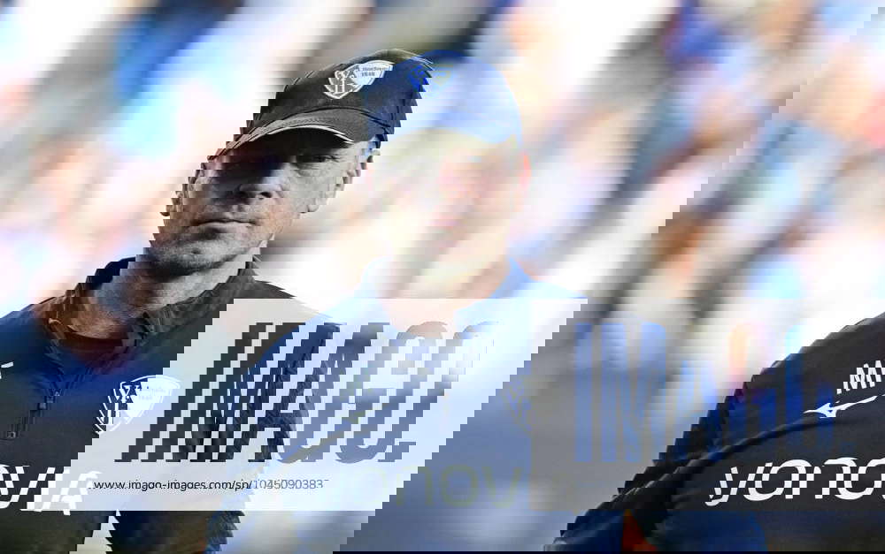 Markus Feldhoff Co Trainer VfL Bochum , VfL Bochum vs Bayer 04 ...