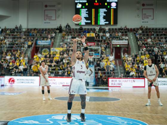 Carsen Edwards Bayern Muenchen, 03 , GER, MHP Riesen, Basketball vs FC ...