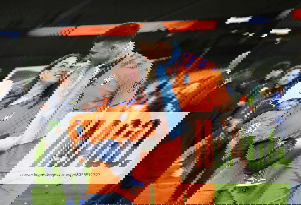 Goalkeeper Juan MUSSO AB with wife and child, Football Europa League ...