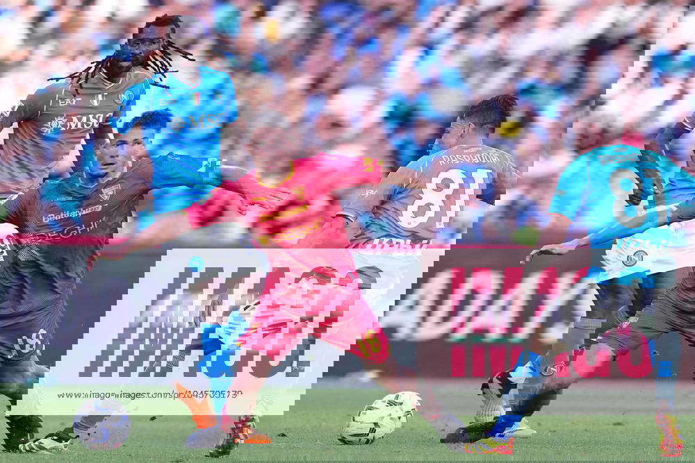 NAPLES, ITALY - MARCH 26: MEDON BERISHA of U.S.LECCE i during the Serie ...