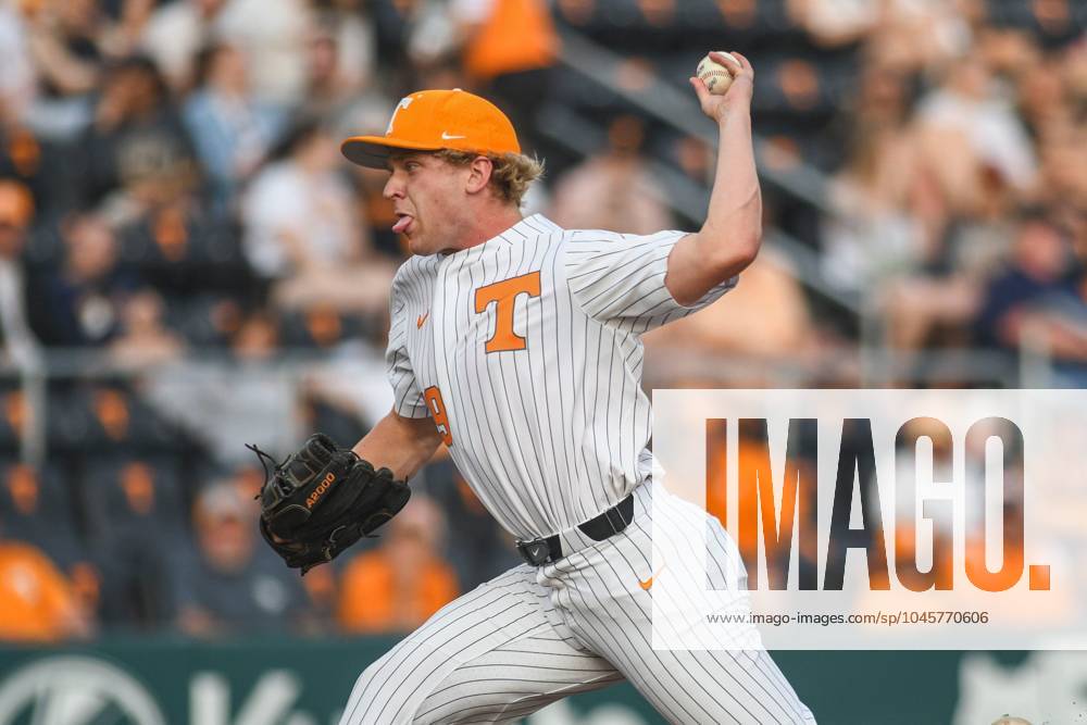Syndication: The Knoxville News-Sentinel Tennessee s Andrew Behnke (19 ...